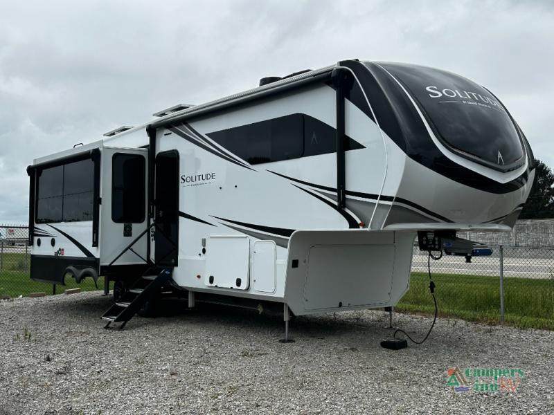 New 2026 Grand Design Solitude 310GK Fifth Wheel at Campers Inn | Troy ...