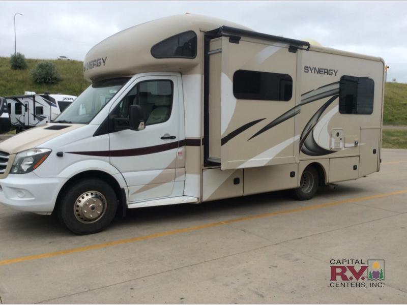 Used 2018 Thor Motor Coach Synergy TT24 Motor Home Class C - Diesel at ...