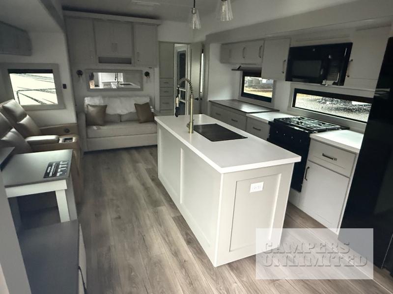 New 2026 Brinkley Model Z Z3515 Fifth Wheel at Campers Unlimited ...