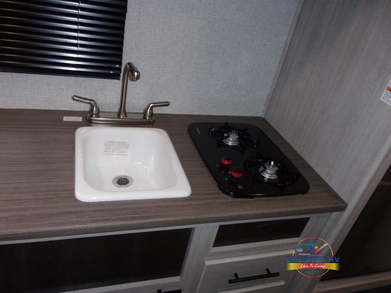 New 2024 CrossRoads RV Zinger Lite 18BH Travel Trailer at Chesaco RV ...