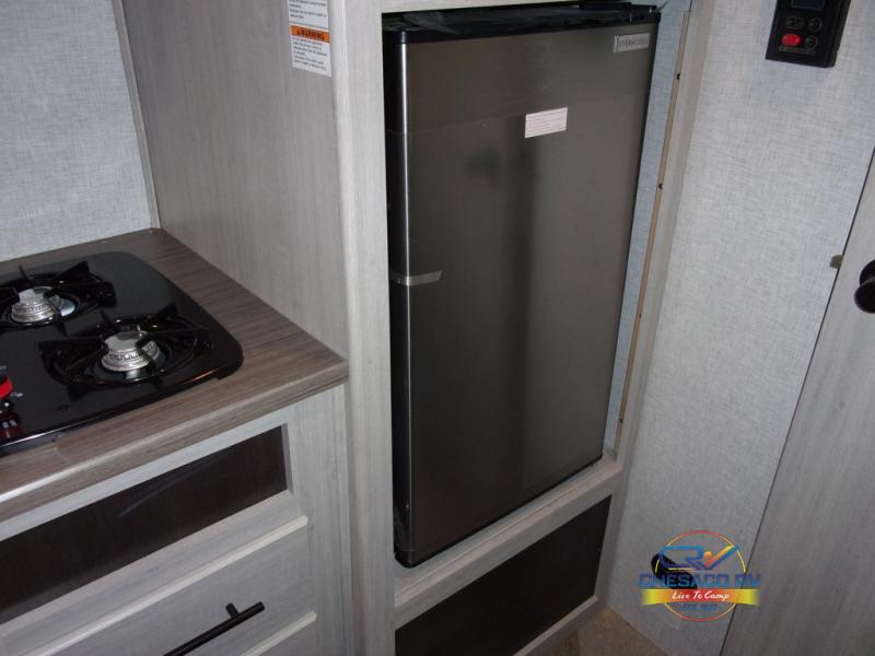 New 2024 CrossRoads RV Zinger Lite 18BH Travel Trailer at Chesaco RV ...