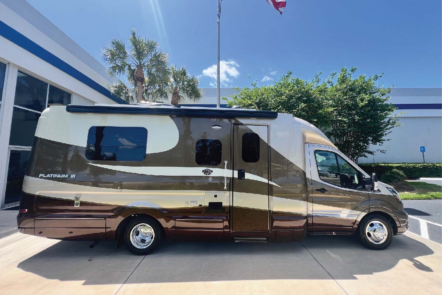 Platinum 3 Coach House RV in Nokomis, FL