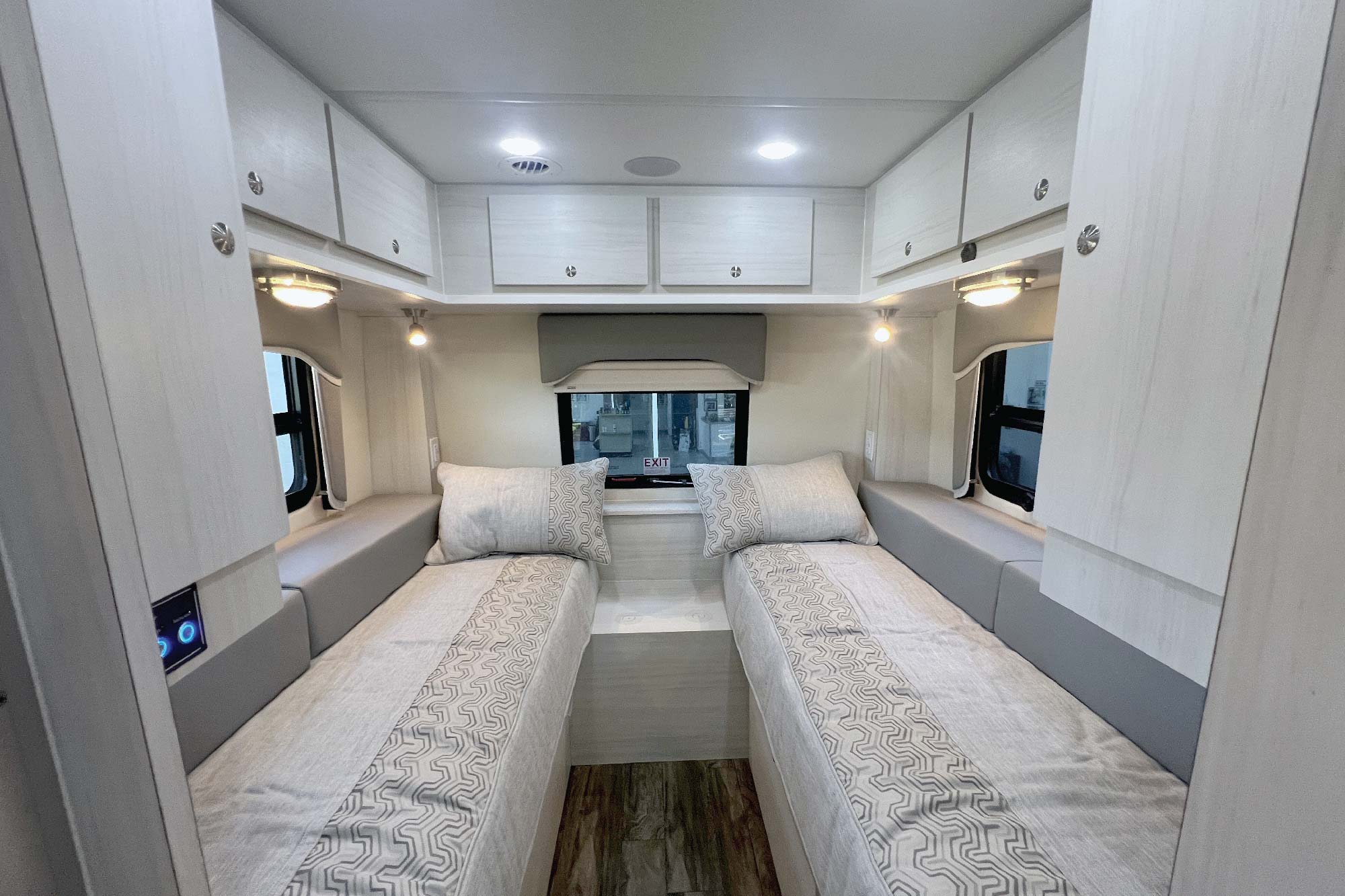 Platinum2-241xl Coach House RV in Nokomis, FL