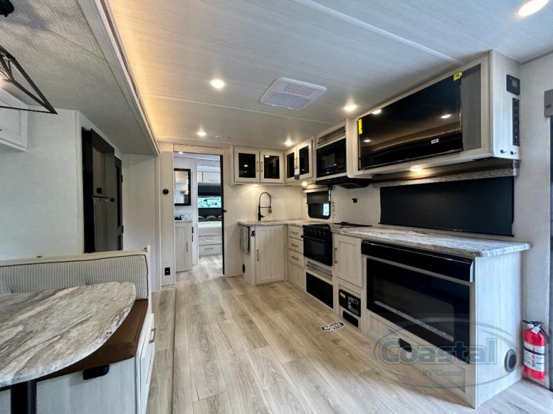 New 2024 Forest River RV Grand Surveyor 253RLS Travel Trailer at ...