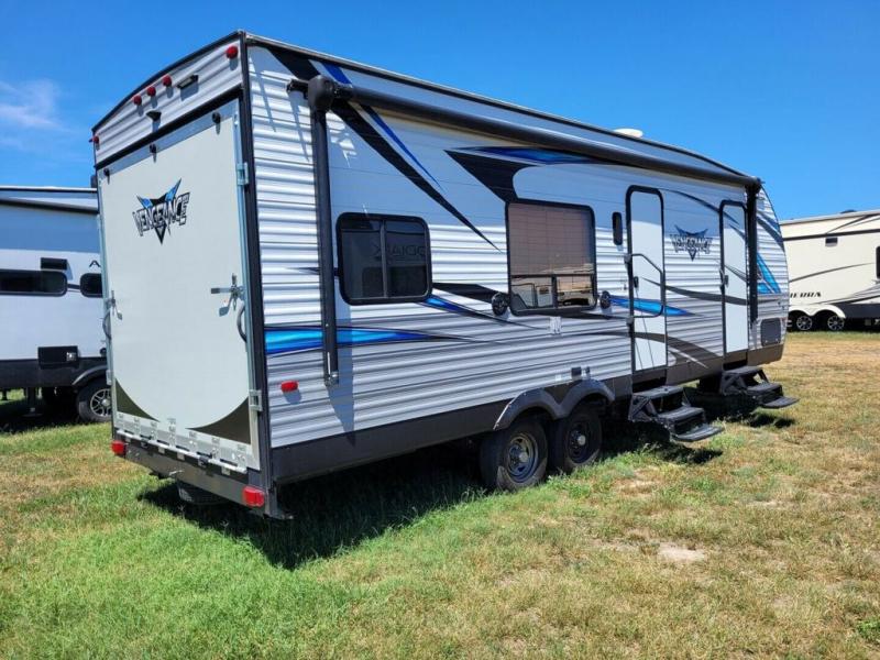 Used 2018 Forest River RV Vengeance Rogue 25V Toy Hauler Travel Trailer ...