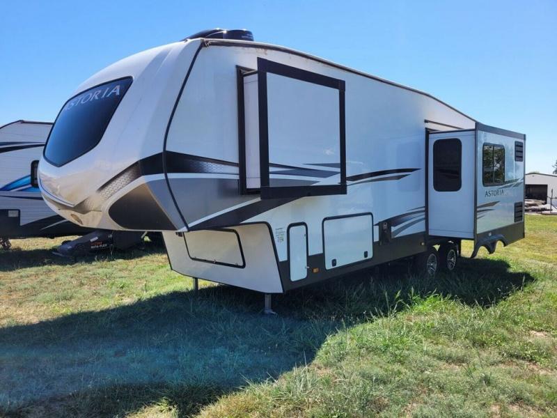 Used 2022 Dutchmen RV Astoria 2943BHF Fifth Wheel at Colaw RV ...