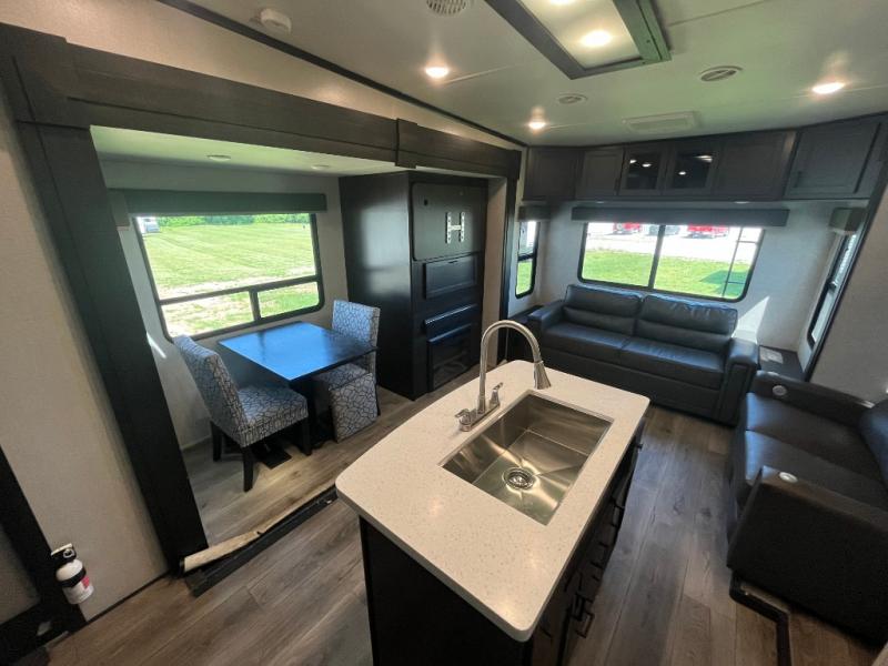 Used 2021 Highland Ridge RV Silverstar XLT SF264RLS Fifth Wheel at ...