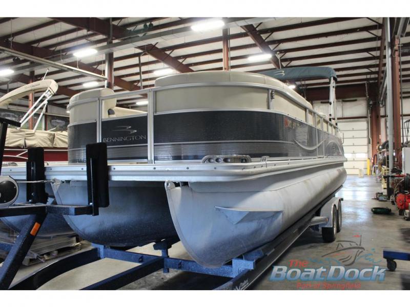 Used 2009 Bennington 2575RL I/O Pontoon at Colman's RV | Springfield ...