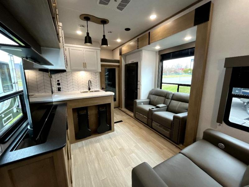 New 2024 Keystone RV Raptor Carbon 360 Toy Hauler Fifth Wheel at Colton ...
