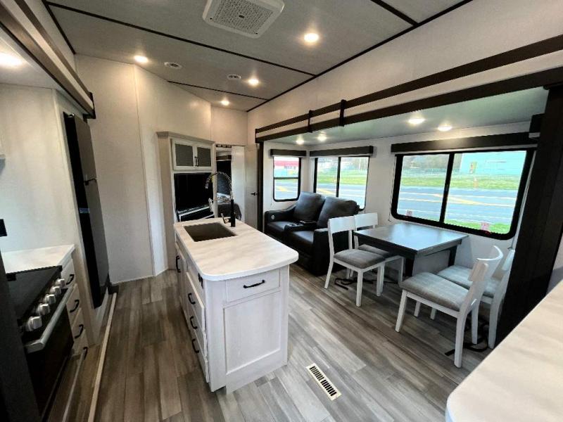 New 2024 Keystone RV Sprinter 35BH Fifth Wheel at Colton RV & Marine | Wind Gap, PA | #28161