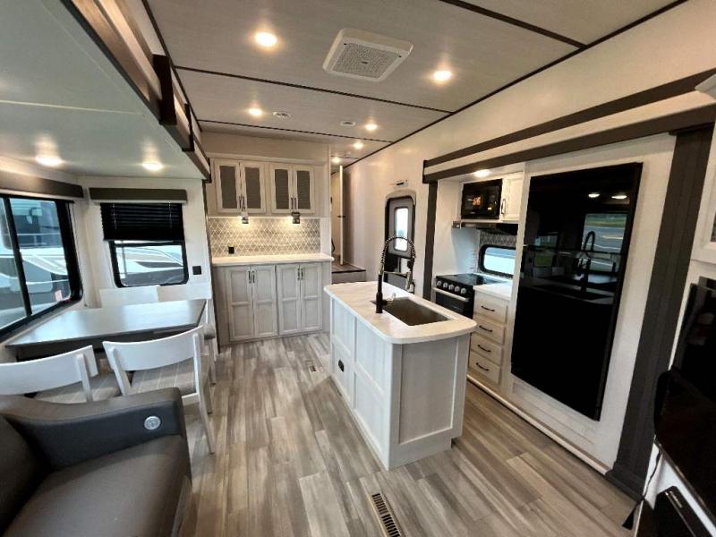 New 2024 Keystone RV Sprinter 35BH Fifth Wheel at Colton RV & Marine ...
