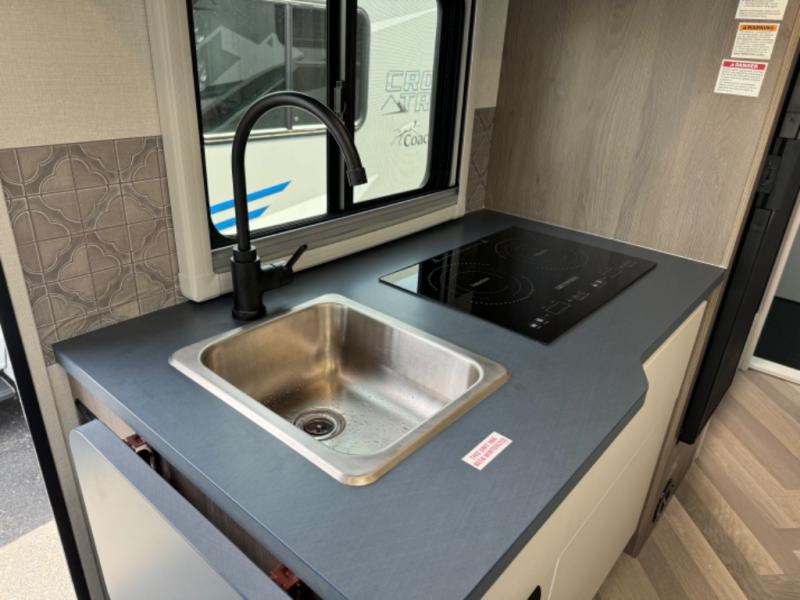 New 2025 Coachmen RV Cross Trail EV 20XG Motor Home Class C at Colton ...