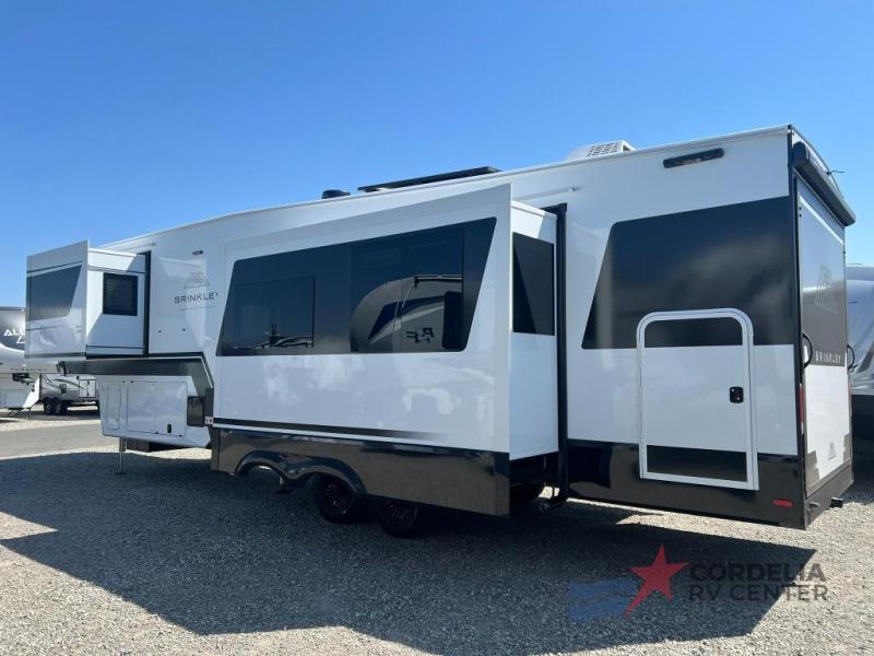 New 2025 Brinkley Model Z 3400 Fifth Wheel at Cordelia RV | Fairfield ...