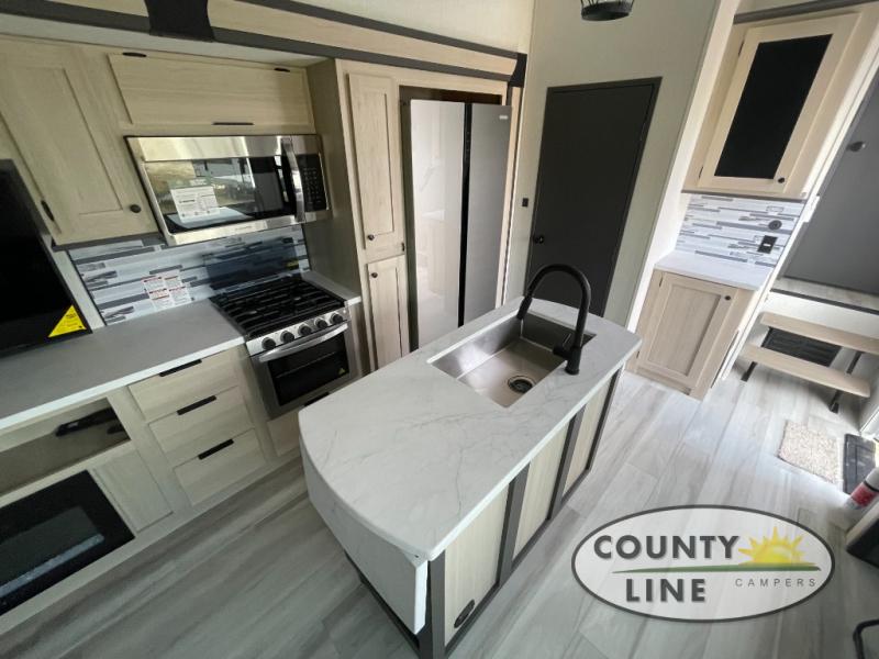 New 2025 Forest River RV Cardinal 35FUN Fifth Wheel at County Line ...