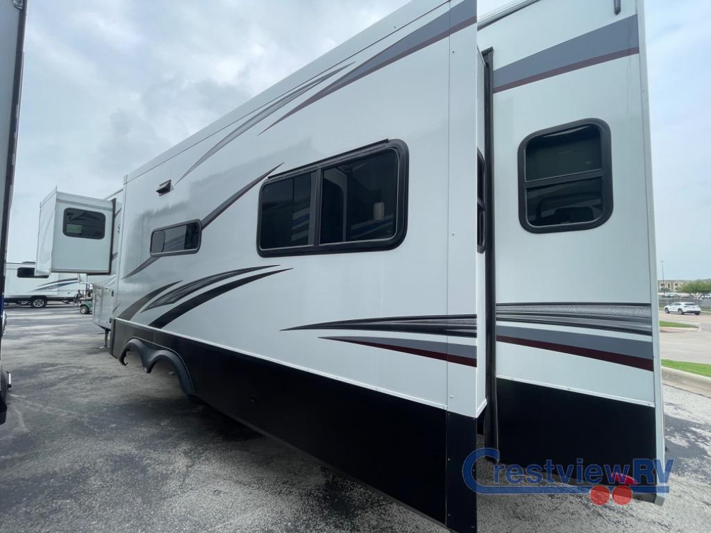 Used 2022 Grand Design Solitude S-Class 3330RE-R Fifth Wheel at ...
