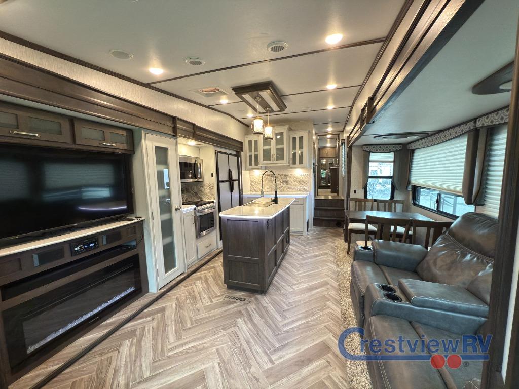 Used 2021 Dutchmen RV Astoria 3173RLP Fifth Wheel at Crestview RV ...