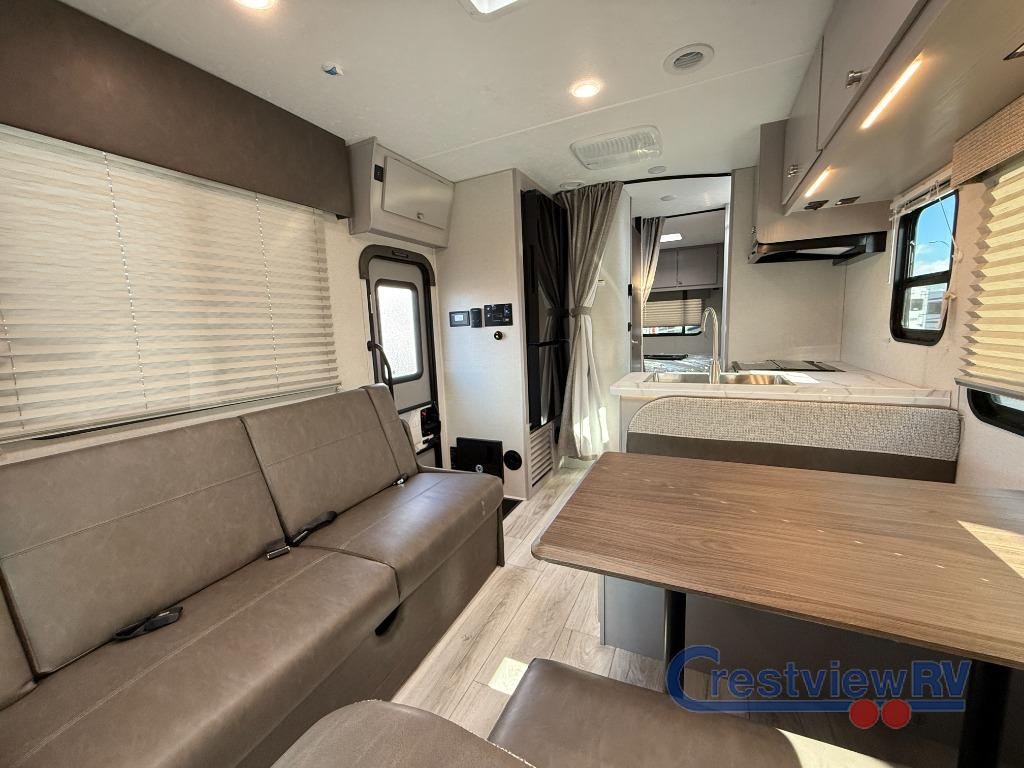 New 2026 Coachmen RV Freelander 27QB Motor Home Class C at Crestview RV ...