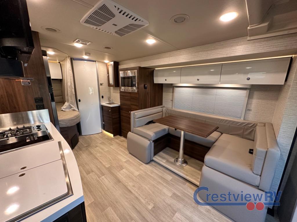 New 2025 Winnebago Navion 24J Motor Home Class C - Diesel at Crestview ...