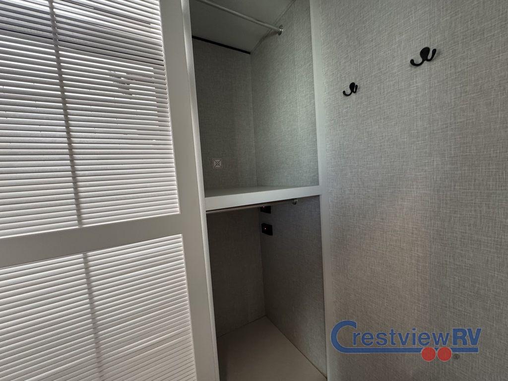 New 2025 Jayco Jay Flight Bungalow 40RLTS Travel Trailer at Crestview ...