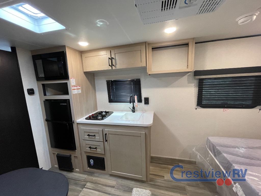 New 2026 Highland Ridge RV Colt 17QB Travel Trailer at Crestview RV ...