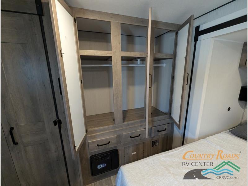 New 2026 Palomino Puma Destination 403LFT Destination Trailer at ...