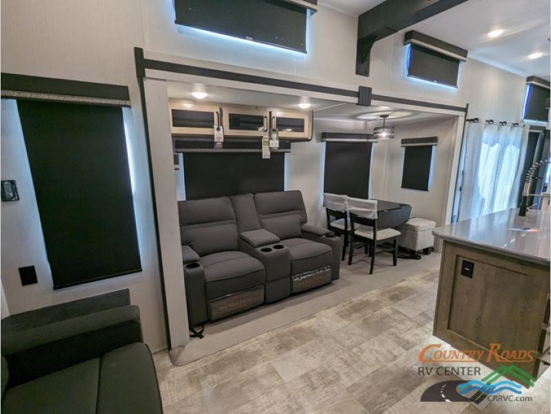 New 2025 Palomino Puma Destination 402LFT Destination Trailer at ...