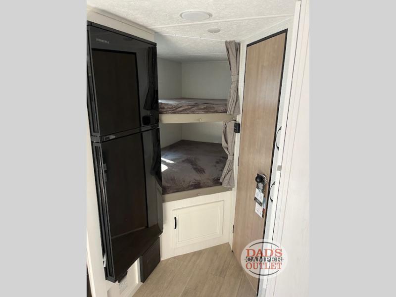 New 2024 Palomino Revolve EV5 Travel Trailer at Dad's Camper Outlet ...