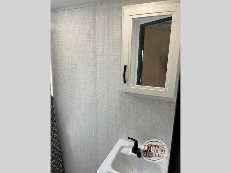 New 2024 Palomino Revolve EV5 Travel Trailer at Dad's Camper Outlet ...