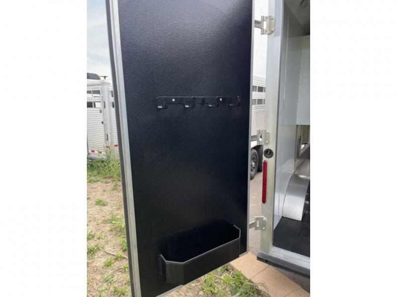 New 2024 Bison SILVERADO 8209B Horse Trailers with living quarters at ...