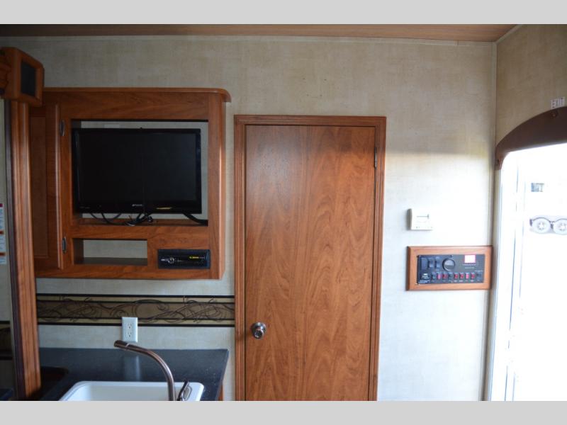 Used 2013 Keystone RV Raptor 26FS Toy Hauler Travel Trailer at Dakota ...