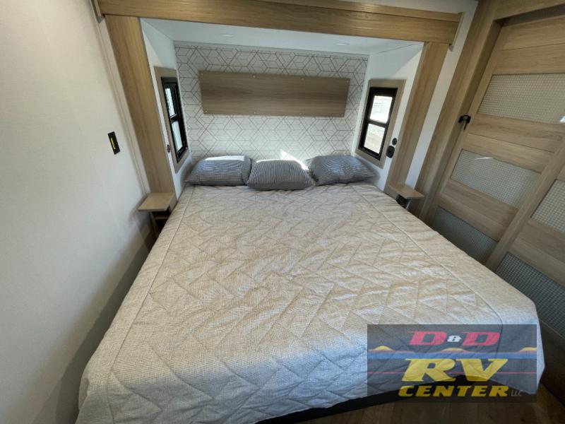 New 2025 Keystone RV Raptor 441 Toy Hauler Fifth Wheel at D&D RV Center ...