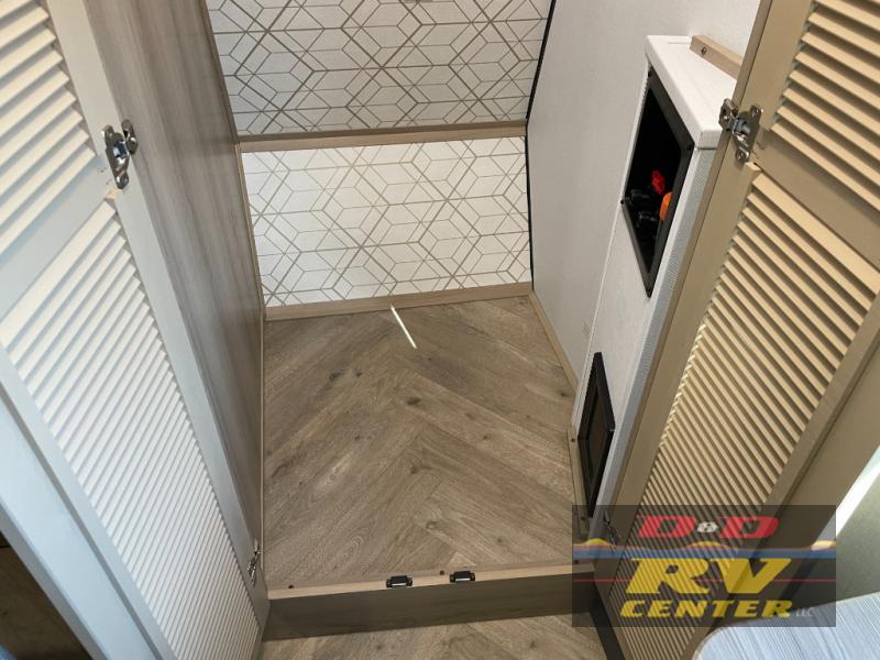 New 2025 Keystone RV Raptor 441 Toy Hauler Fifth Wheel at D & D RV ...