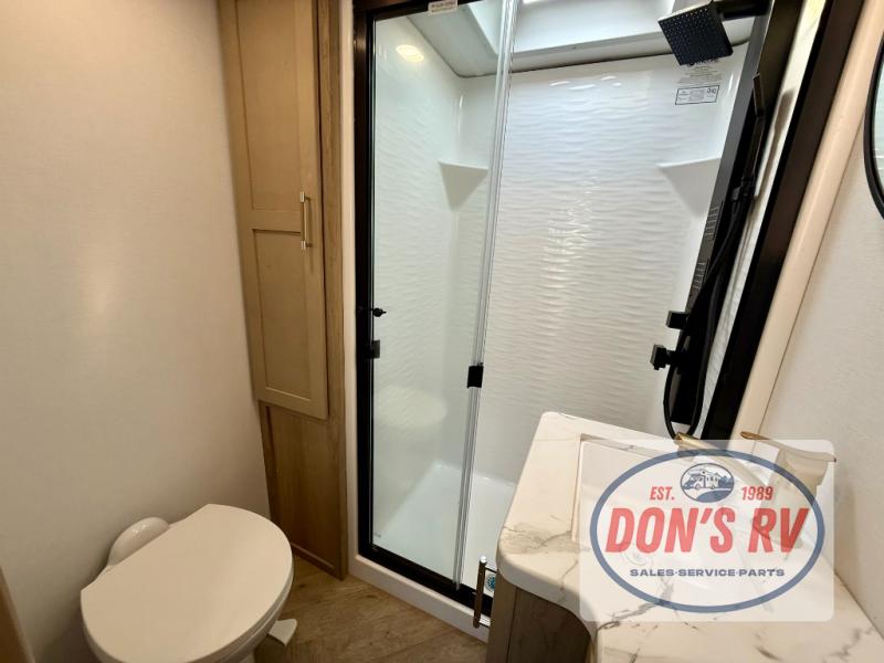 New 2025 Keystone RV Raptor 352 FULL BODY PAINT Toy Hauler Fifth Wheel ...