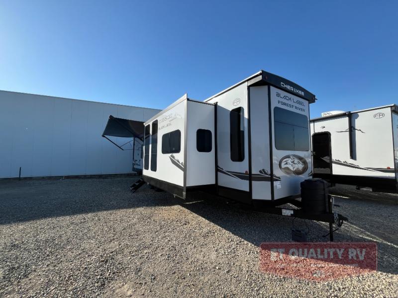 New 2025 Forest River RV Cherokee Timberwolf Black Label 39NABL ...