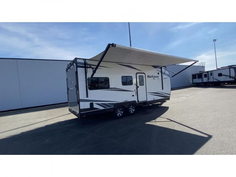 Used 2020 Jayco Octane Super Lite 222 Toy Hauler Travel Trailer at ...