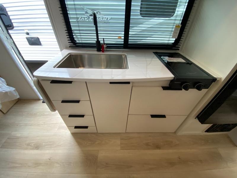 New 2026 Winnebago Micro Minnie 2108 DS Travel Trailer at Fretz RV ...