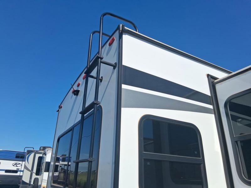 Used 2022 Grand Design Reflection 315RLTS Travel Trailer at RVing ...