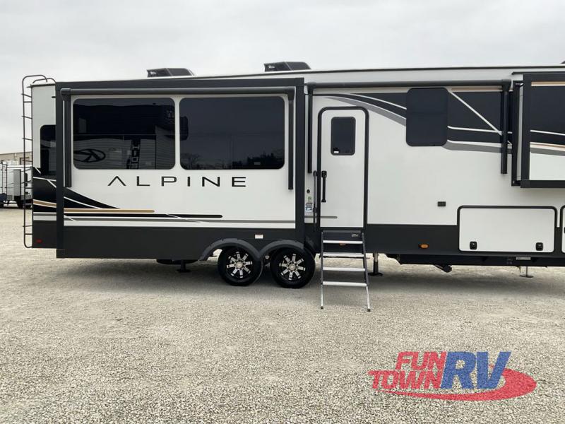 New 2025 Keystone RV Alpine 3303CK Fifth Wheel at Fun Town RV | Fairfield, TX | #210845