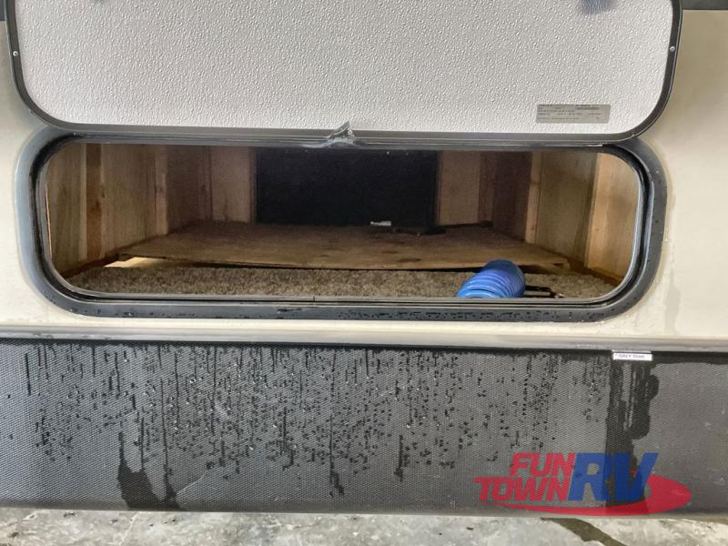 Used 2020 Keystone RV Sprinter Limited 330KBS Travel Trailer at Fun ...