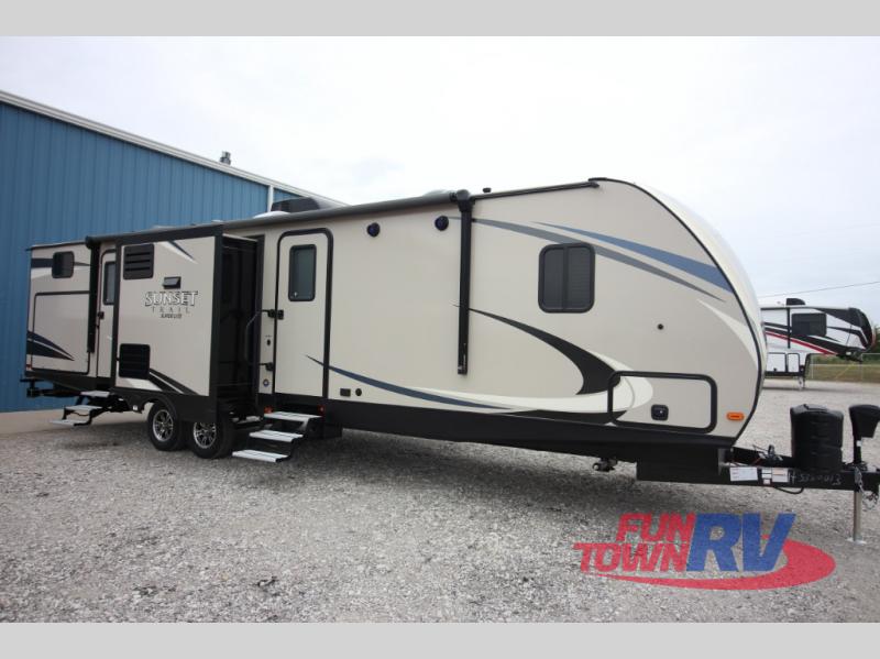 New 2018 CrossRoads RV Sunset Trail Super Lite 331BH Travel Trailer at ...
