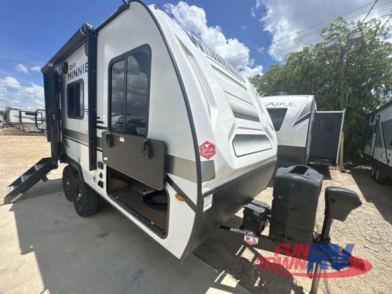Used 2022 Winnebago Industries Towables Micro Minnie 1708FB Travel ...