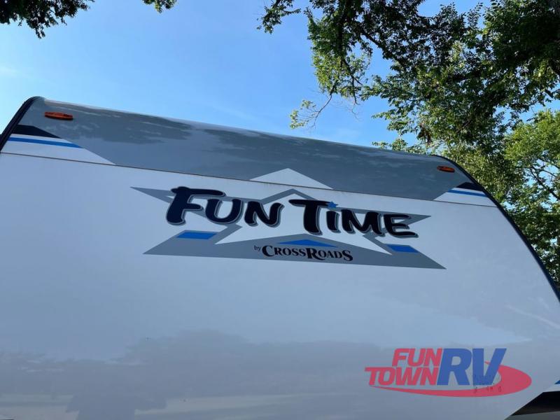 New 2024 CrossRoads RV Fun Time 295SK Travel Trailer at Fun Town RV ...