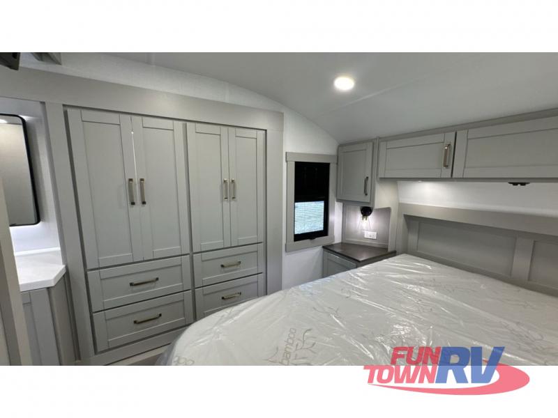 New 2025 Brinkley Model Z 3110 Fifth Wheel at Fun Town RV | Wharton , TX | #207568