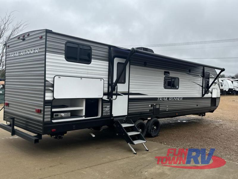 New 2024 Heartland Trail Runner 31DB Travel Trailer at Fun Town RV ...