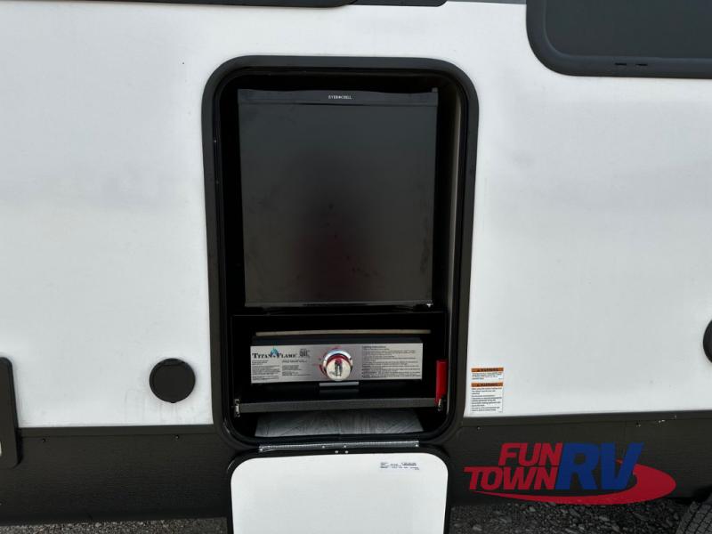 Used 2024 Forest River RV Wildwood 29VIEWX Travel Trailer at Fun Town ...