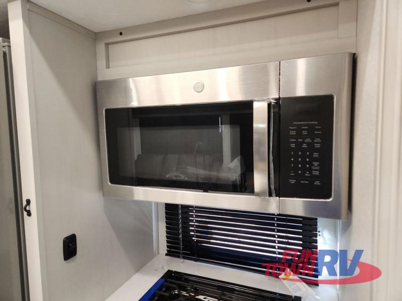 New 2025 Coachmen RV Chaparral 375BAF Fifth Wheel at Fun Town RV ...