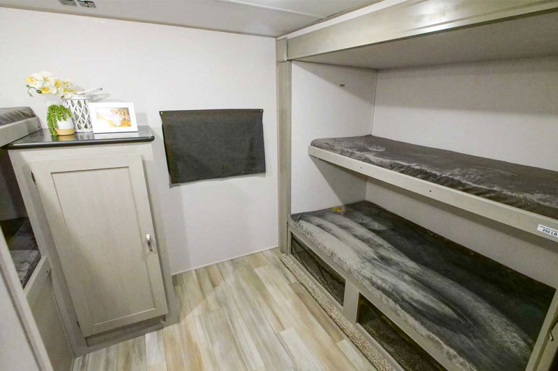 Prime Time Tracer Travel Trailers | General RV