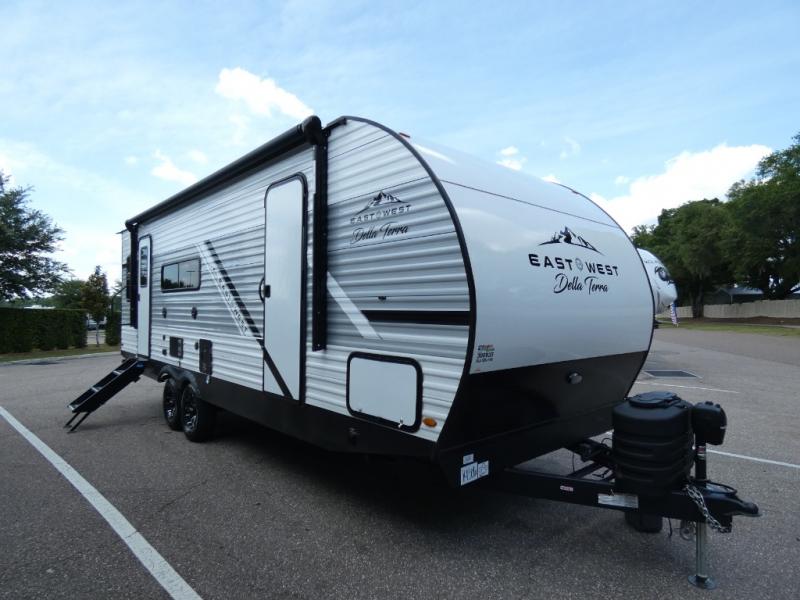 New 2024 EAST TO WEST Della Terra 251RD Travel Trailer at General RV | Dover, FL | #306935
