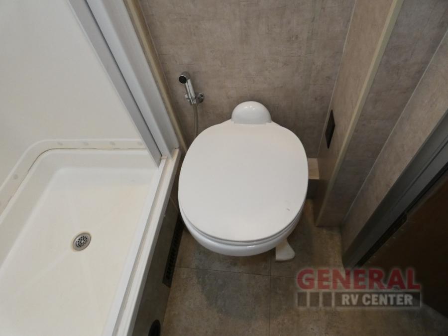 Used 2014 Winnebago View 24J Motor Home Class C - Diesel at General RV ...