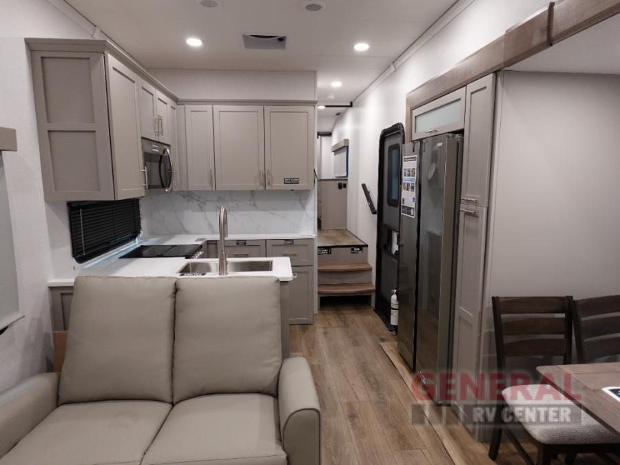 New 2025 Alliance RV Avenue 38DBL Fifth Wheel at General RV | Fort ...